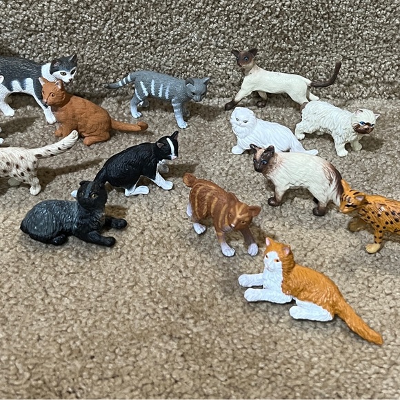 Toys | Assorted Cat Figurines Set | Poshmark